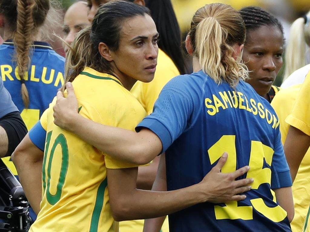 Marta, Carli Lloyd e Behringer nomeadas para Melhor Jogadora do Ano ...