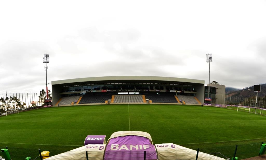 Guimarães europeu apadrinha estreia de Deus na Choupana - Renascença