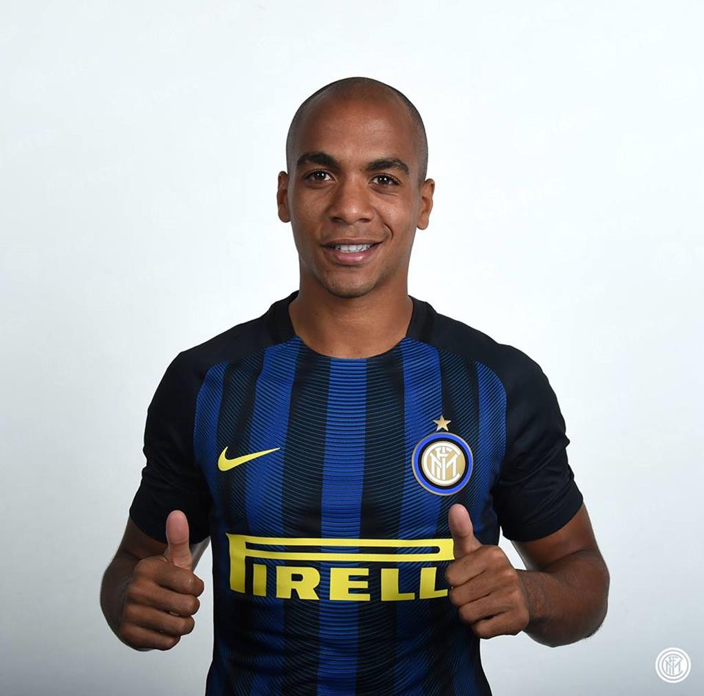 João Mário espera injectar espírito da selecção no balneário do Inter ...