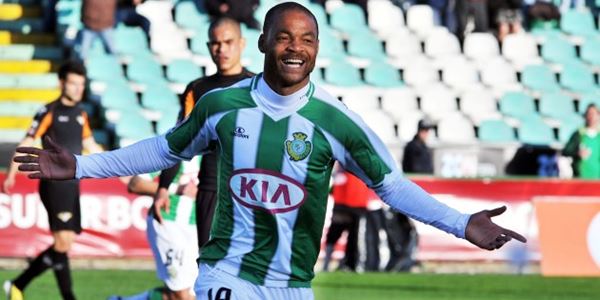 Meyong regressa a Setúbal - Renascença