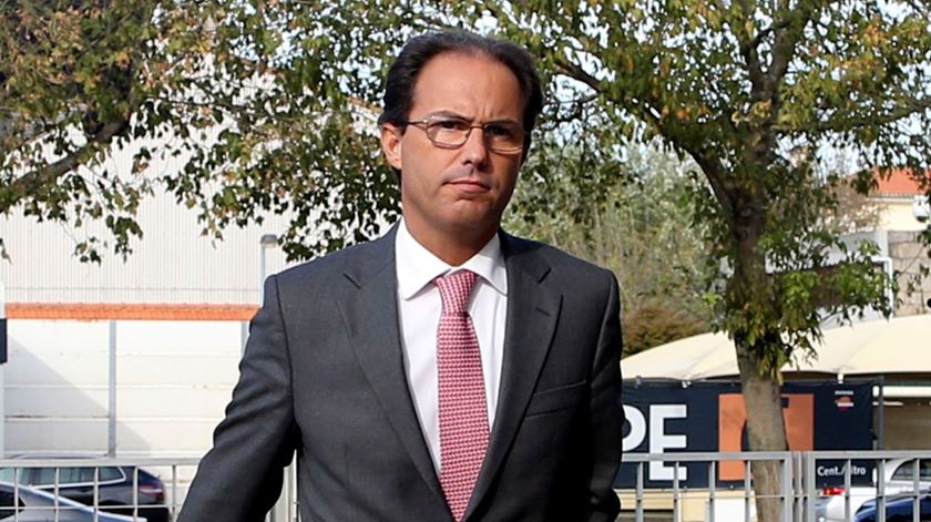 Sílvio Cervan: "O Benfica é favorito porque ganhou 35" - Renascença